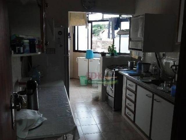 Apartamento com 3 dormitórios à venda, 111 m² por R$ 467.000,00 Centro Taubaté/SP