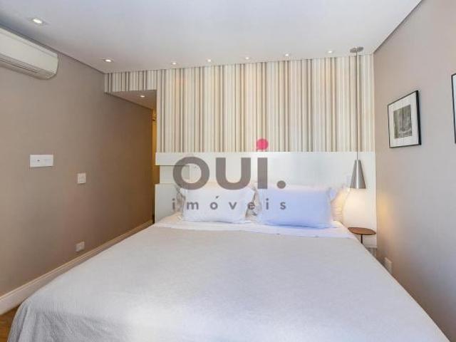 Apartamento com 3 dormitórios à venda, 112 m² por R$ 1.400.000 Moema São Paulo/SP