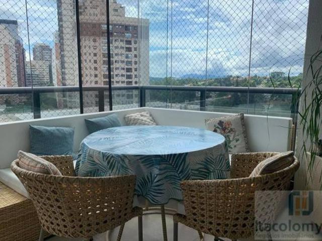 Apartamento com 3 dormitórios à venda, 112 m² por R$ 1.695.000 Empresarial 18 do Forte Alphavill