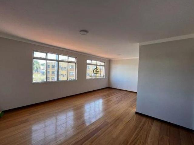 Apartamento com 3 dormitórios à venda, 117 m² por