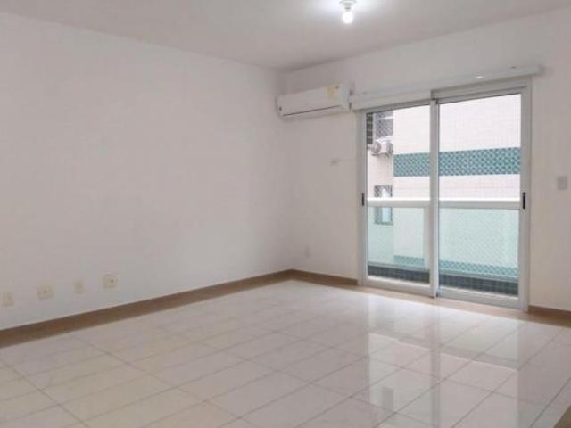 Apartamento com 3 dormitórios à venda, 114 m² por R$ 1.450.000,00 Embaré Santos/SP