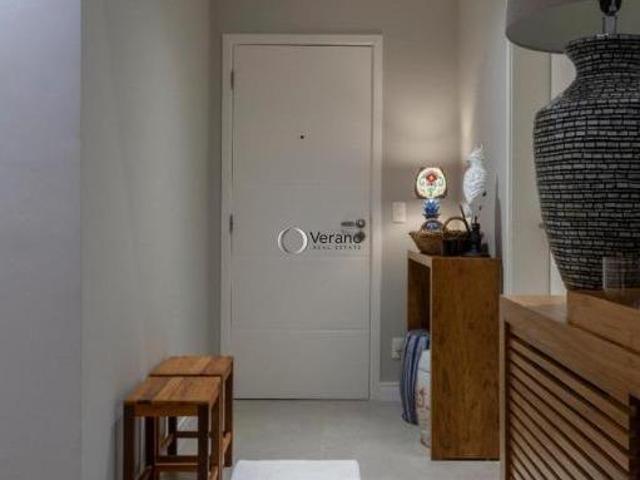 Apartamento com 3 dormitórios à venda, 115 m² por R$ 1.800.000,00