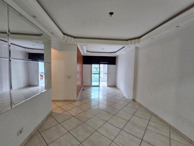 Apartamento com 3 dormitórios à venda, 115 m² por R$ 740.000,00 Ocian Praia Grande/SP