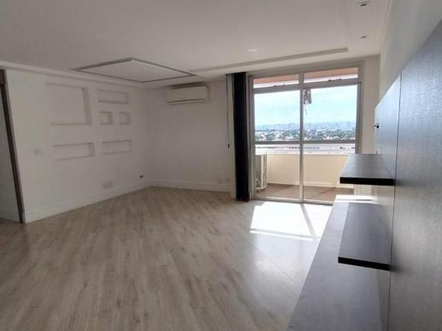 Apartamento com 3 dormitórios à venda, 115 m² por R$ 865.000,00 Bosque dos Eucaliptos São José d