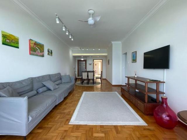 Apartamento com 3 dormitórios à venda, 116 m² por R$ 1.300.000,00 Pitangueiras Guarujá/SP