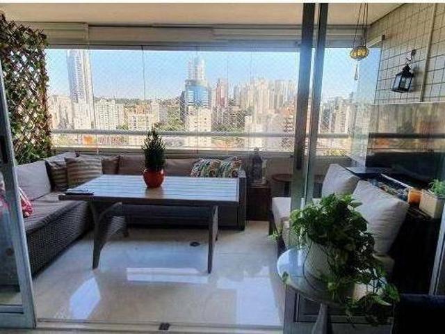 Apartamento com 3 dormitórios à venda, 116 m² por R$ 1.800.000 Brooklin São Paulo/SP
