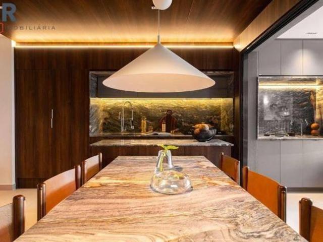 Apartamento com 3 dormitórios à venda, 118 m² por R$ 1.622.172,00 Setor Bueno Goiânia/GO