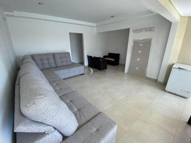 Apartamento com 3 dormitórios à venda, 118 m² por R$ 950.000,00 E