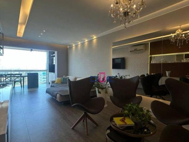 Apartamento com 3 dormitórios à venda, 119 m² por R$ 1.890.000,00 Ponta da Praia Santos/SP