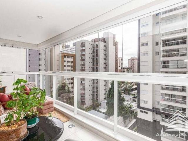 Apartamento com 3 dormitórios à venda, 120 m² por R$ 1.450.000,00 Água Verde Curitiba/PR