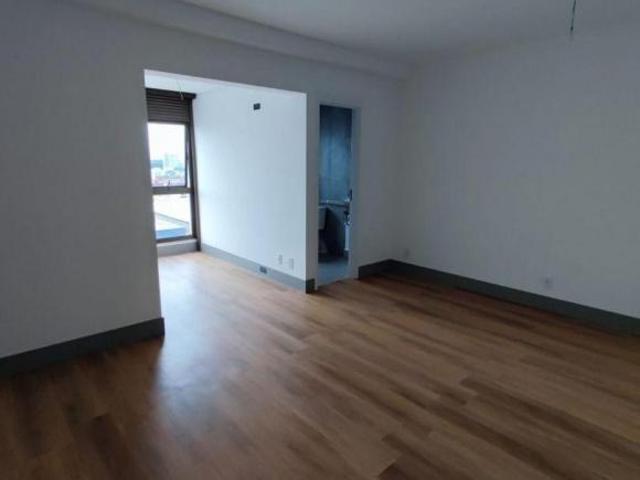 Apartamento com 3 dormitórios à venda, 120 m² por R$ 1.935.000,00 Royal Park São José dos Campos