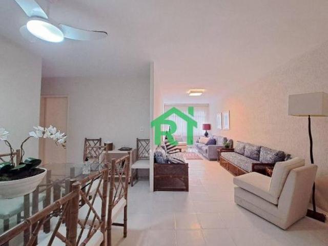Apartamento à beira mar com 3 quartos 1 suíte e 1 vaga à venda em Pitangueiras, Guarujá