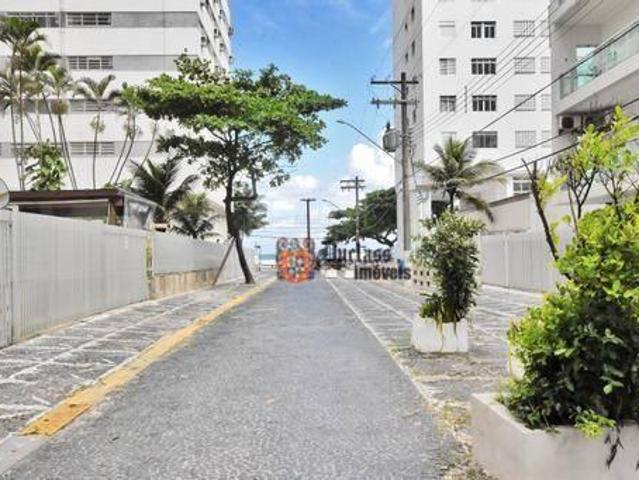 Apartamento com 3 dormitórios à venda, 120 m² por R$ 750.000,00 Praia das Pitangueiras Guarujá/S
