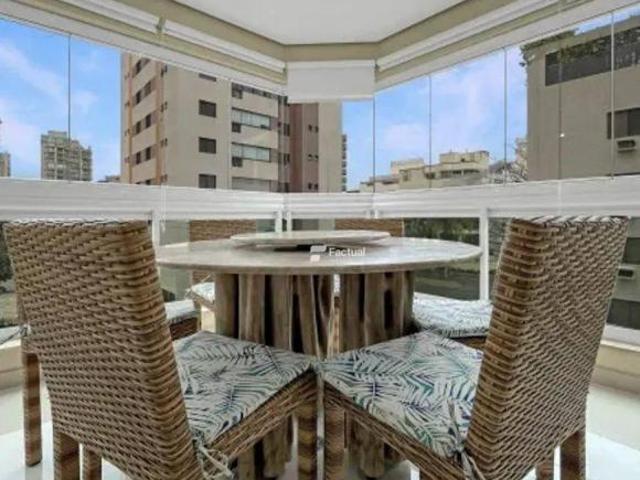 Apartamento com 3 dormitórios à venda, 120 m² por R$ 900.000,00 Enseada Guarujá/SP