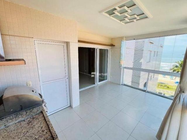 Apartamento com 3 dormitórios à venda, 121 m² por R$ 1.950.000,00 Tombo Guarujá/SP