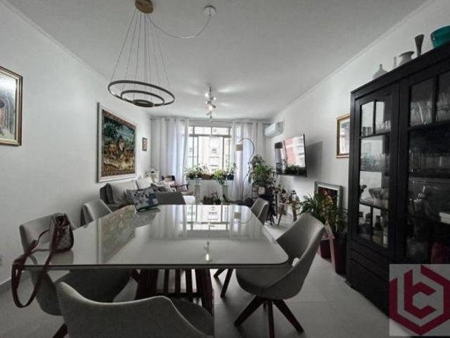 Apartamento com 3 dormitórios à venda, 124 m² por R$ 780.000,00 Ponta da Praia Santos/SP