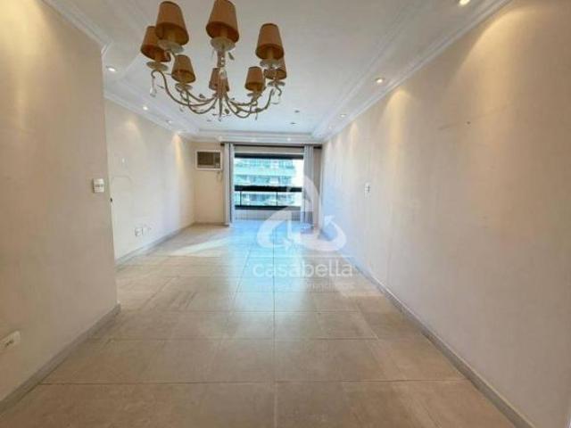 Apartamento com 3 dormitórios à venda, 125 m² por R$ 1.300.000,00 Embaré Santos/SP