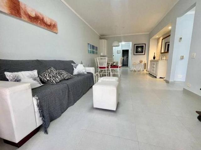 Apartamento com 3 dormitórios à venda, 125 m² por R$ 750.000,00 Enseada Guarujá/SP
