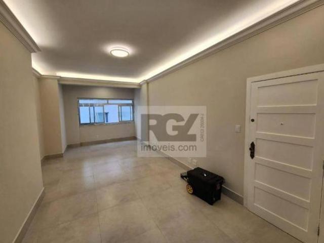 Apartamento com 3 dormitórios à venda, 126 m² por R$ 750.000,00 Gonzaga Santos/SP