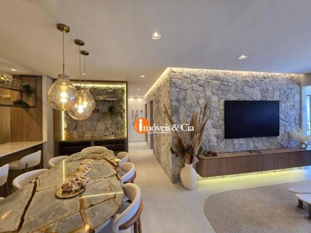 Apartamento com 3 dormitórios à venda, 128 m² por R$ 899.000,00 Centro Atibaia/SP