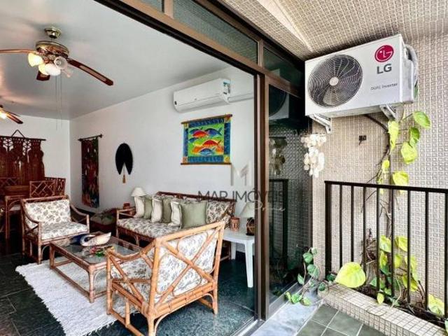 Apartamento com 3 dormitórios à venda, 130 m² por R$ 550.000,00 Praia das Pitangueiras Guarujá/S
