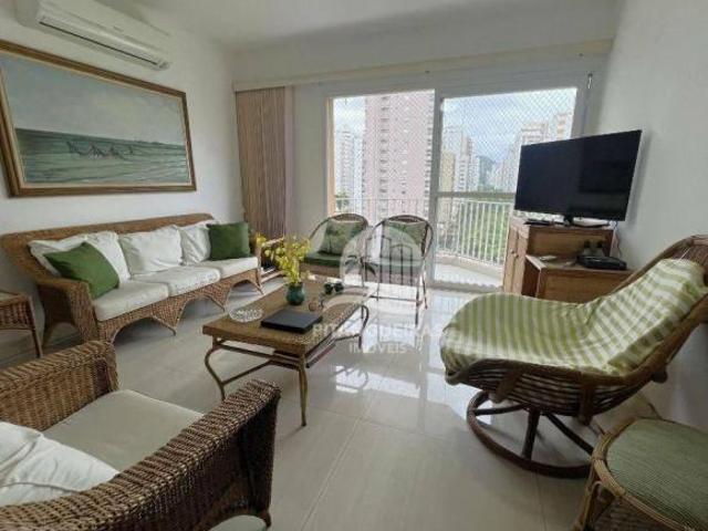 Apartamento com 3 dormitórios à venda, 130 m² por R$ 630.000,00 Pitangueiras Guarujá/SP