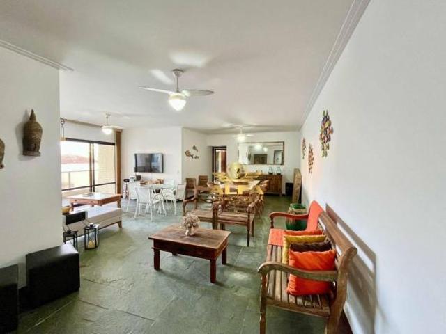 Apartamento com 3 dormitórios à venda, 130 m² por R$ 745.000 Enseada Guarujá/SP