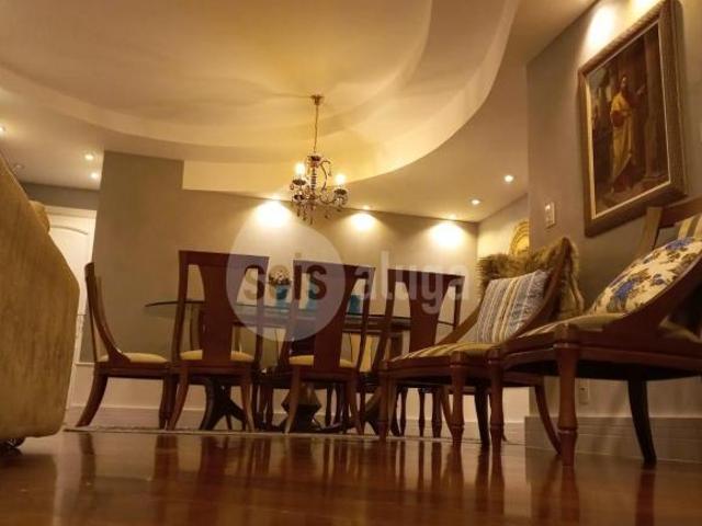 Apartamento com 3 dormitórios à venda, 130m² por R$ 950.000,00 Vila Frezzar.