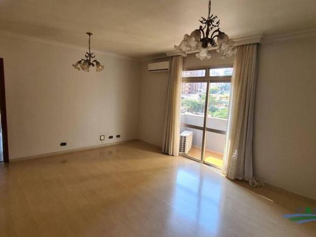 Apartamento com 3 dormitórios à venda, 131 m² por R$ 550.000,00 Centro Londrina/PR