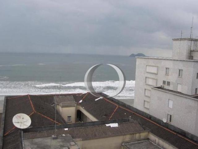 Apartamento com 3 dormitórios à venda, 132 m² por R$ 1.400.000,00 Pitangueiras Guarujá/SP