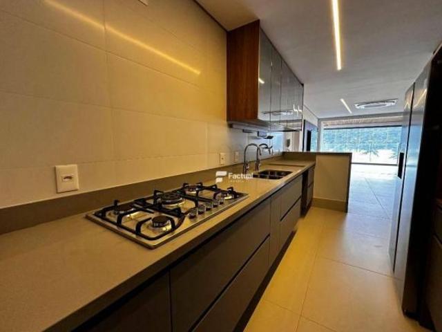 Apartamento com 3 dormitórios à venda, 132 m² por R$ 8.700.000,00 Riviera de São Lourenço Bertio
