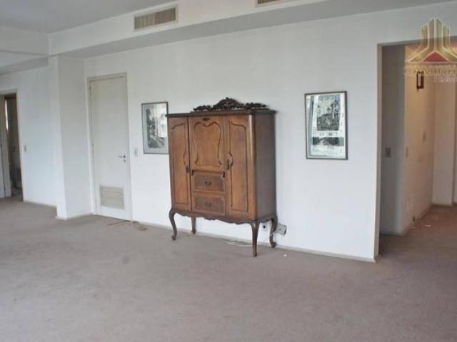 Apartamento com 3 dormitórios à venda, 134 m² por R$ 1.400.000,00 Moinhos de Vento Porto Alegre/