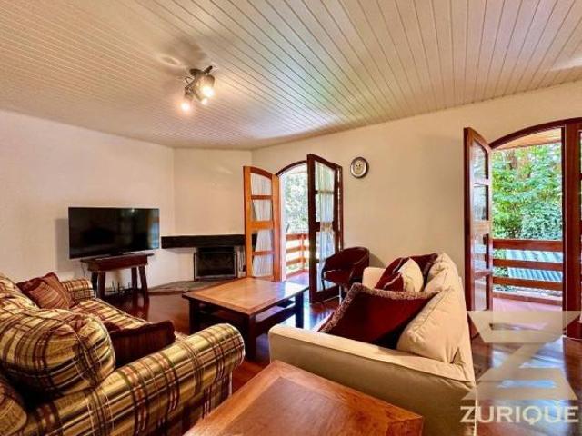 Apartamento à venda, 135 m² por R$ 1.000.000,00 Capivari Campos do Jordão/SP