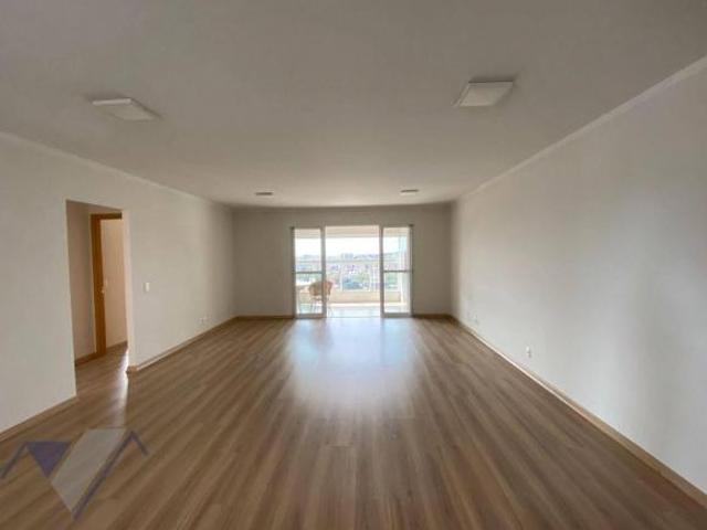 Apartamento com 3 dormitórios à venda, 136 m² por R$ 1.350.000,00 Centro Cascavel/PR