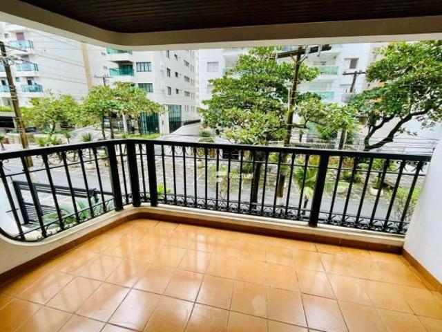 Apartamento com 3 dormitórios à venda, 136 m² por R$ 800.000,00 Pitangueiras Guarujá/SP