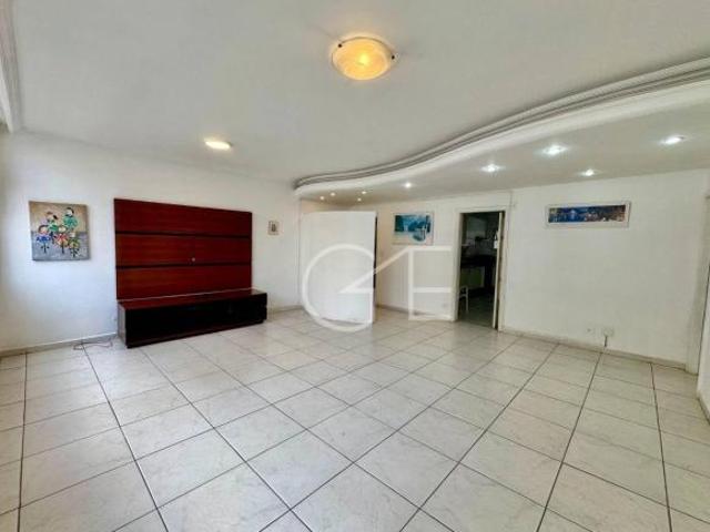Apartamento com 3 dormitórios à venda, 136 m² por R$ 960.000,00 Boqueirão Santos/SP