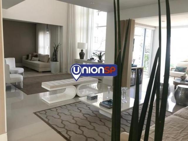 Apartamento com 3 dormitórios à venda, 240 m² por R$ 3.922.000,00 Vila Mariana São Paulo/SP