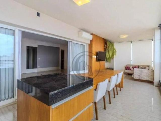 Apartamento com 3 dormitórios à venda, 247 m² por R$ 3.300.000,00 Condomínio Único Campolim Soro