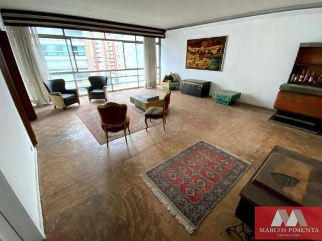 Apartamento com 3 dormitórios à venda, 244 m² por R$ 3.500.000,00 Jardim Paulista São Paulo/SP