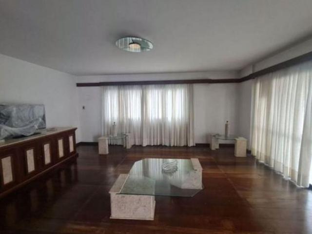 Apartamento com 3 dormitórios à venda, 246 m² por R$ 1.600.000,00 Boqueirão Santos/SP