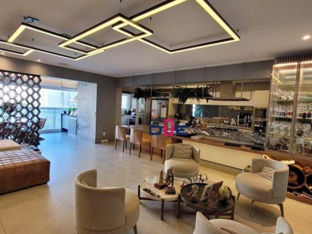 Apartamento com 3 dormitórios à venda, 252 m² por R$ 3.350.000 Boqueirão Santos/SP
