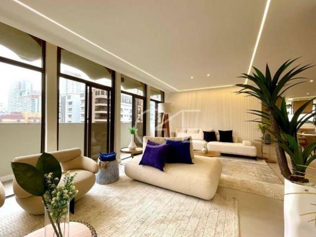 Apartamento com 3 dormitórios à venda, 270 m² por R$ 3.050.000,00 Boqueirão Santos/SP