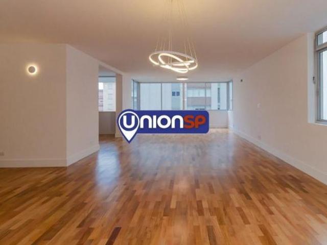Apartamento com 3 dormitórios à venda, 270 m² por R$ 3.510.000,00 Higienópolis São Paulo/SP
