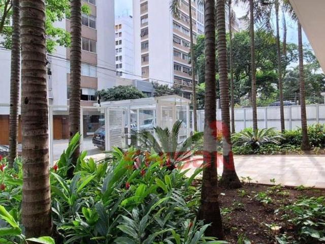 Apartamento com 3 dormitórios à venda, 270 m² por R$ 4.450.000,00 Higienópolis São Paulo/SP