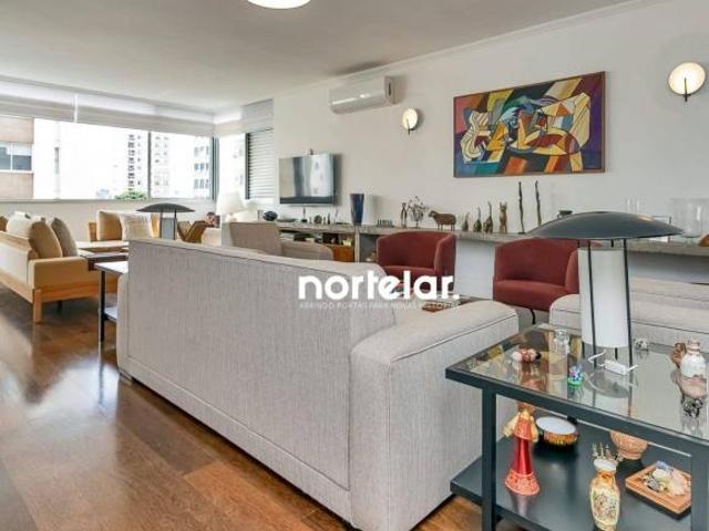Apartamento com 3 dormitórios à venda, 270 m² por R$ 4.800.000,00 Higienópolis São Paulo/SP