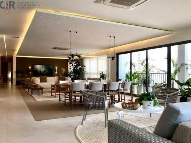 Apartamento com 3 dormitórios à venda, 271 m² por R$ 3.300.739,98 Setor Oeste Goiânia/GO