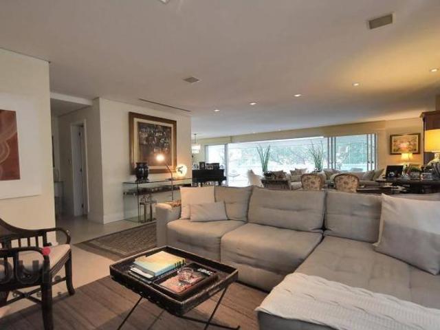 Apartamento com 3 dormitórios à venda, 277 m² por R$ 11.500.000 Itaim Bibi São Paulo/SP