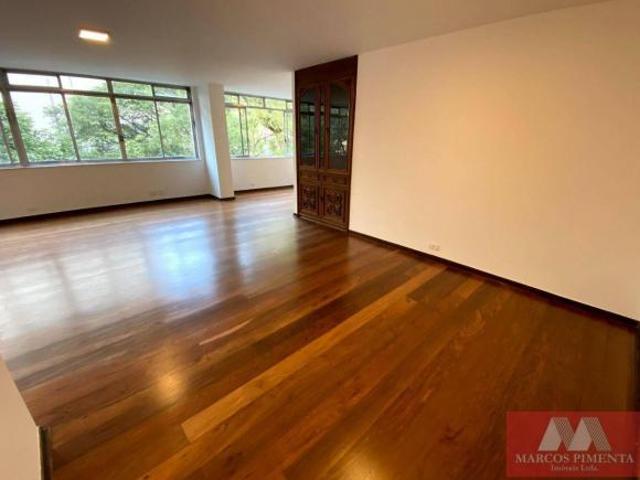 Apartamento com 3 dormitórios à venda, 200 m² por R$ 1.850.000,00 Paraíso São Paulo/SP
