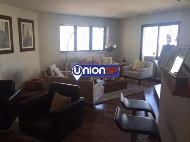 Apartamento com 3 dormitórios à venda, 200 m² por R$ 2.350.000 Bairro inválido Cidade inexistent