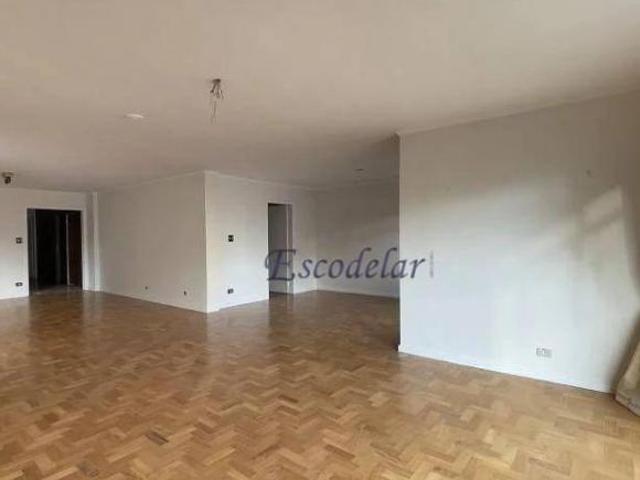 Apartamento com 3 dormitórios à venda, 200 m² por R$ 2.400.000,00 Jardim Paulista São Paulo/SP